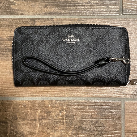 Coach | Bags | Coach Zip Around Wallet | Poshmark